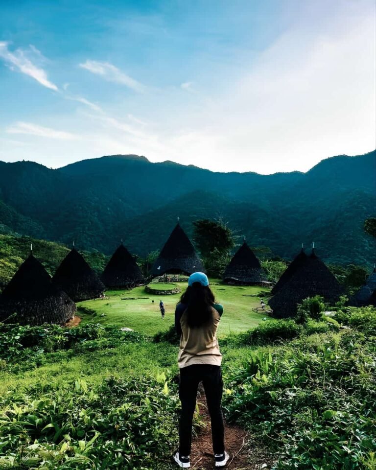Wae Rebo Trip from Labuan Bajo: 2 Days and 1 Night Itinerary