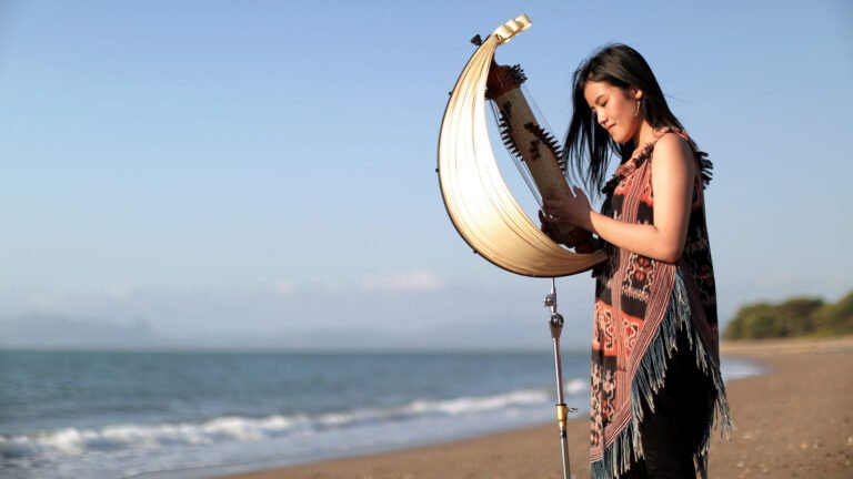 Getting to know Sasando, a unique musical instrument Rote